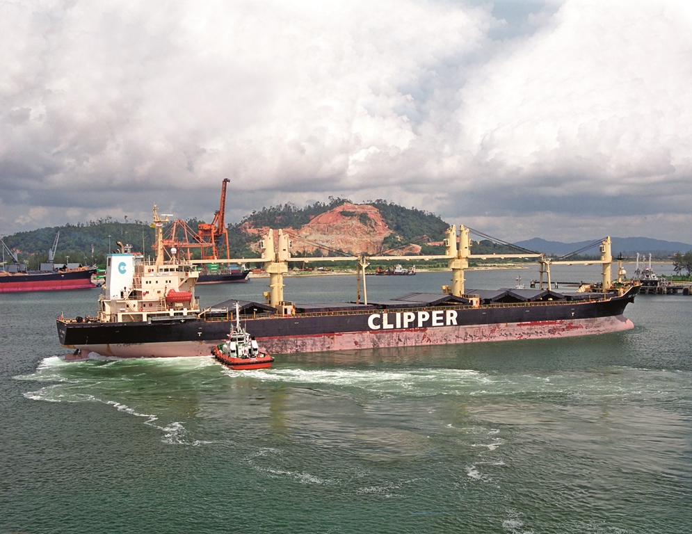 Kuantan - Shipping Today & Yesterday Magazine