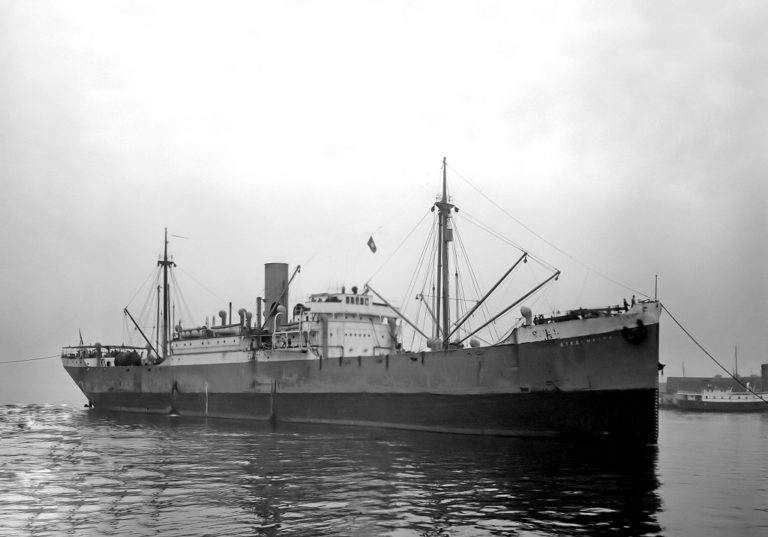 Isthmian Steamship Company Ltd. 1910-1972 - Shipping Today & Yesterday ...